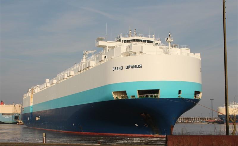 GRAND URANUS - Vesseljoin