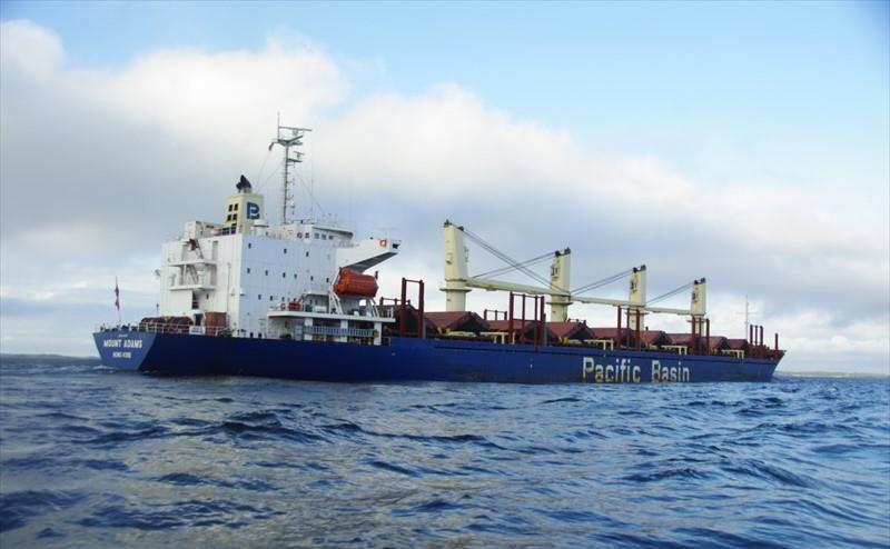 MOUNT ADAMS - Vesseljoin