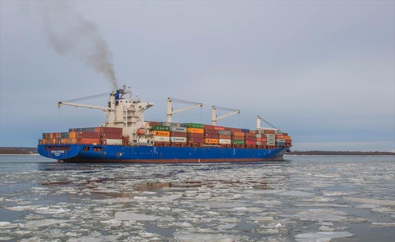 GENOA EXPRESS - Vesseljoin