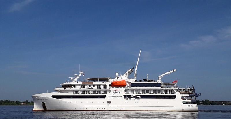 CORAL ADVENTURER - Vesseljoin