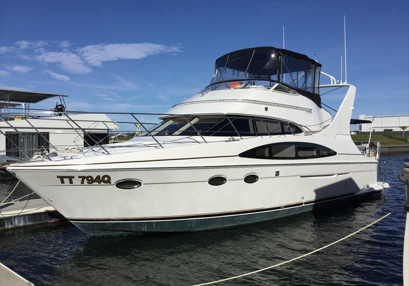 RUNNING BEAR - Vesseljoin