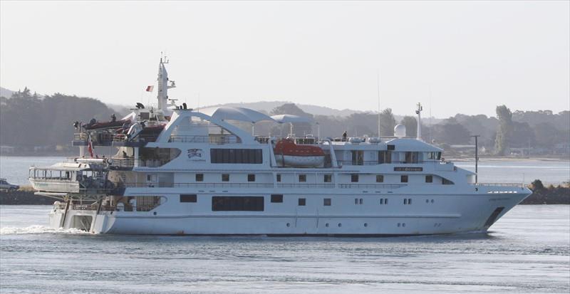 CORAL DISCOVERER - Vesseljoin