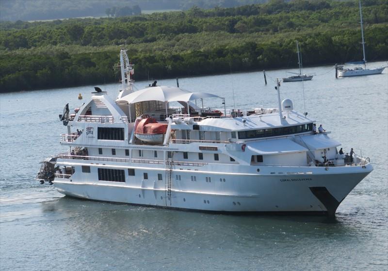 CORAL DISCOVERER - Vesseljoin