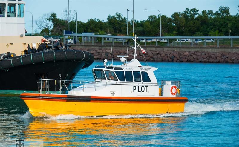 PILOT LAMAROO - Vesseljoin