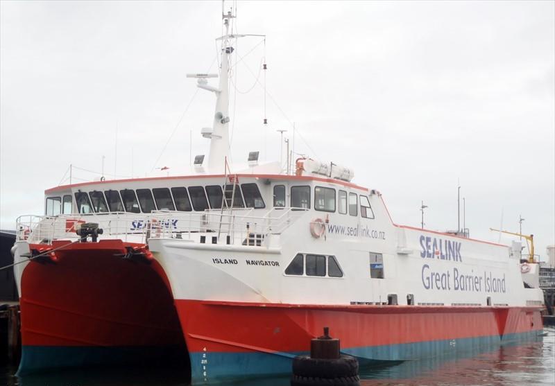 ISLAND NAVIGATOR - Vesseljoin