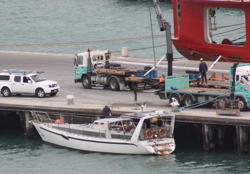 BLACK ADDER - Vesseljoin