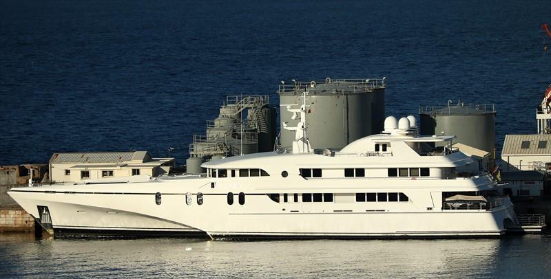 WHITE RABBIT - Vesseljoin