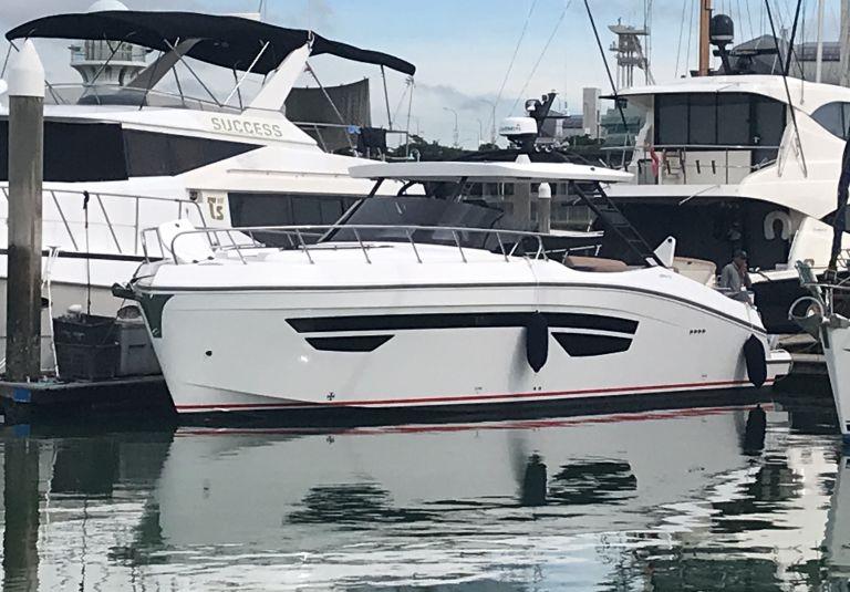 LOTS OF KNOTS - Vesseljoin