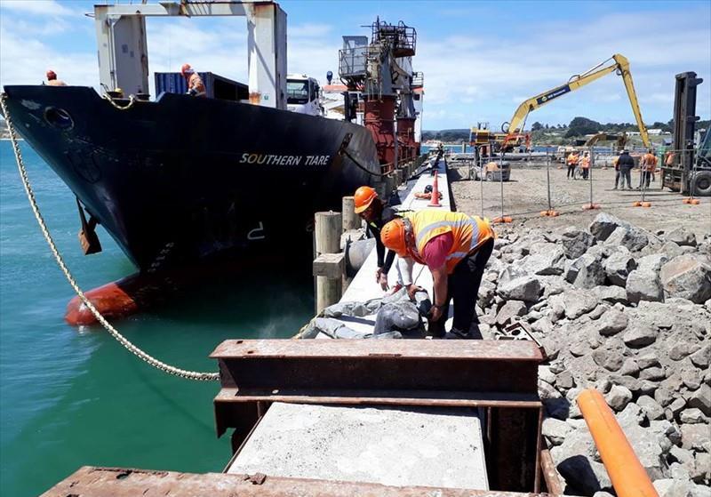 SOUTHERN TIARE - Vesseljoin