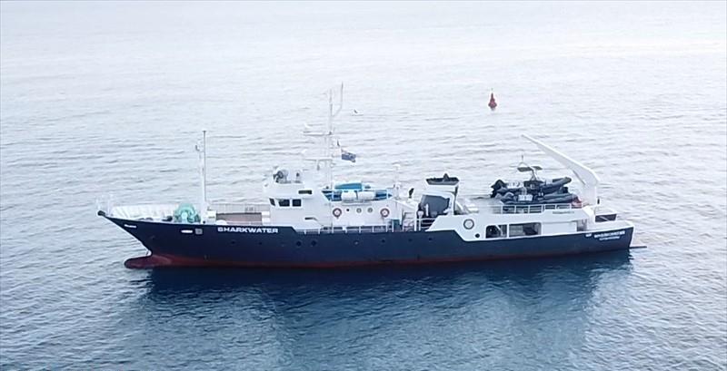 SHARKWATER - Vesseljoin