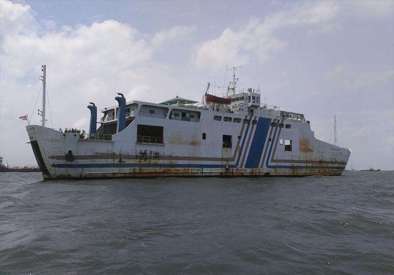 LABITRA KARINA - Vesseljoin