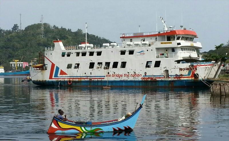 MENUMBING RAYA - Vesseljoin