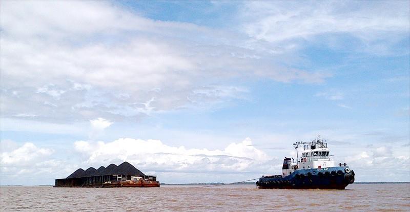 TB. ADANG BAY - Vesseljoin