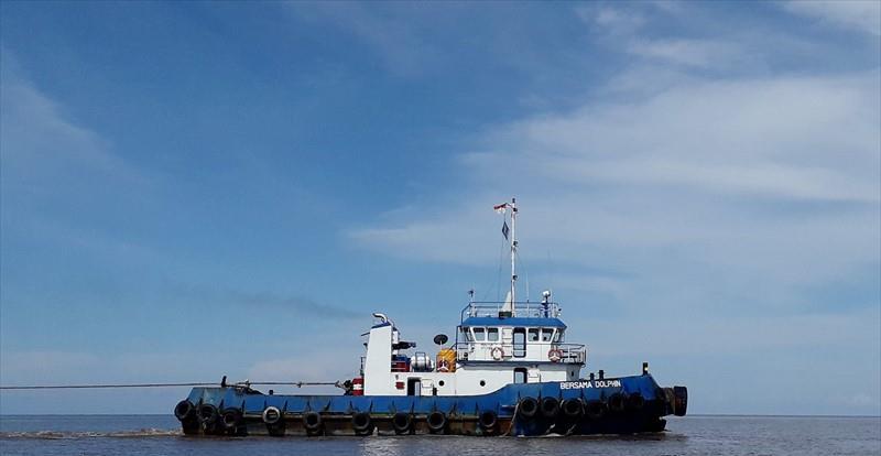 TB BERSAMA DOLPHIN - Vesseljoin