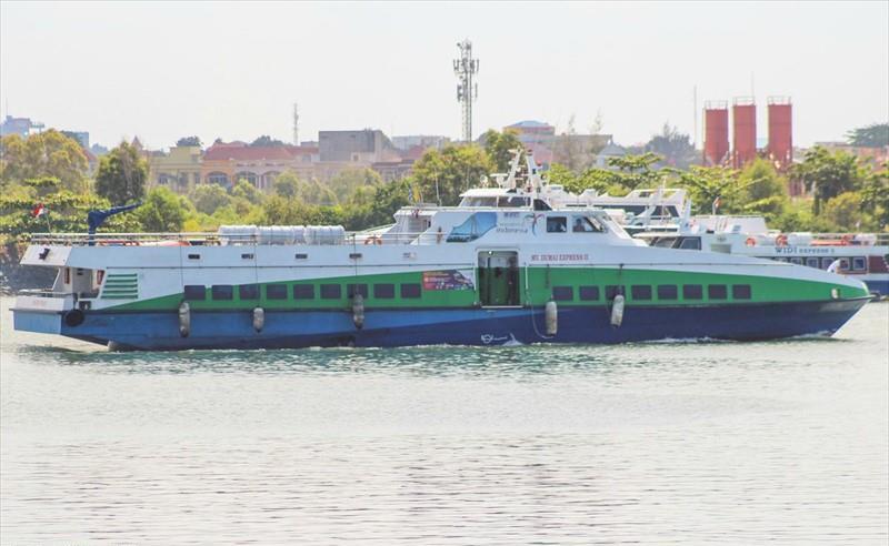 DUMAI EXPRESS II - Vesseljoin