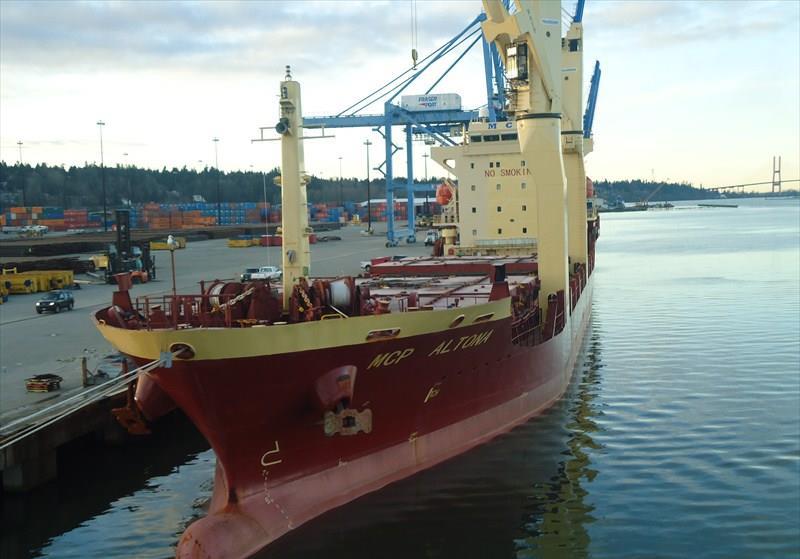 MERATUS PALEMBANG - Vesseljoin