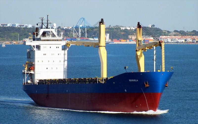 MERATUS SEMARANG - Vesseljoin