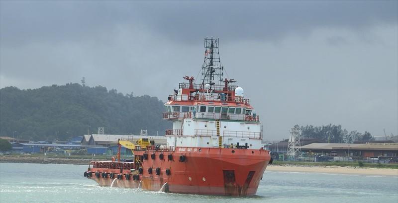 ARMADA TUAH 100 - Vesseljoin