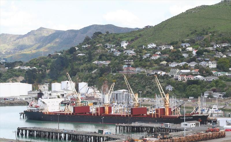 GLADIATOR - Vesseljoin