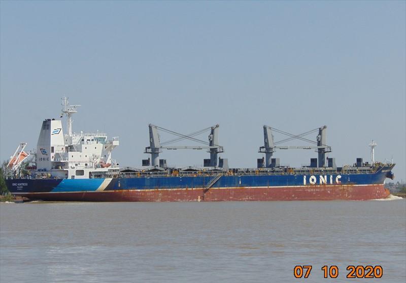 IONIC HUNTRESS - Vesseljoin