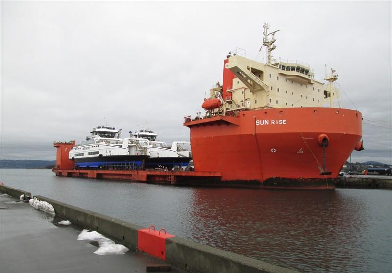 SUN RISE - Vesseljoin