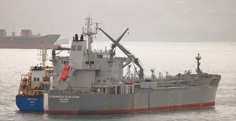 LARGO EVOLUTION - Vesseljoin