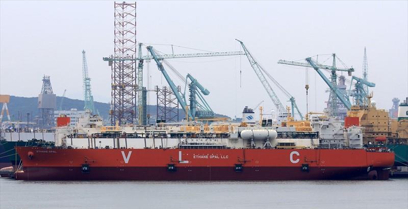 ETHANE OPAL - Vesseljoin