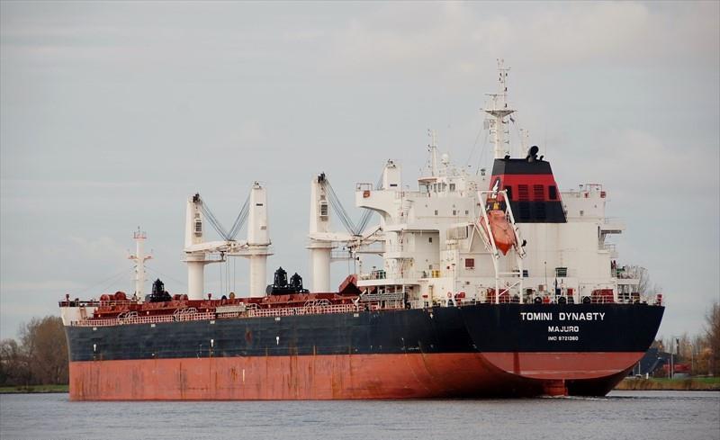 TOMINI DYNASTY - Vesseljoin