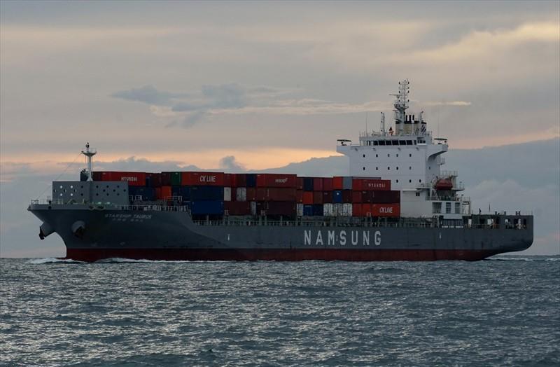 STARSHIP TAURUS - Vesseljoin