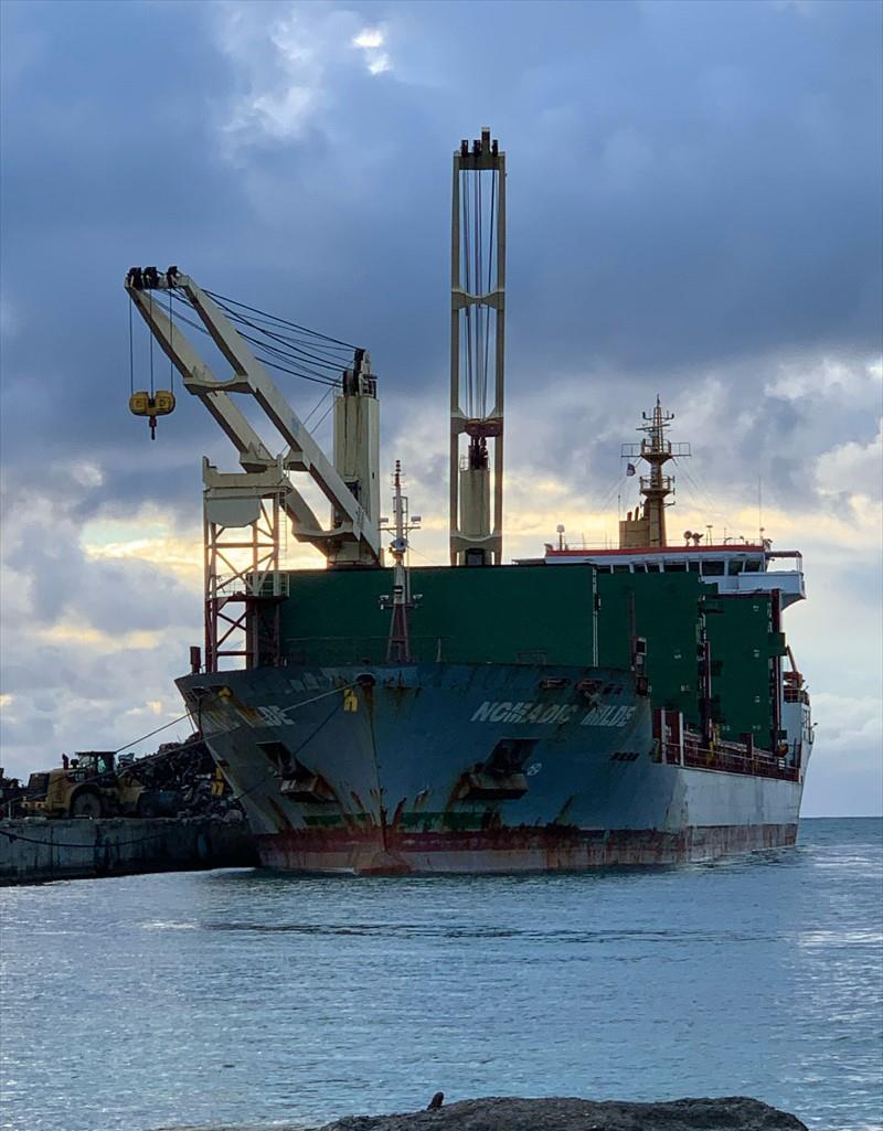 NOMADIC MILDE - Vesseljoin