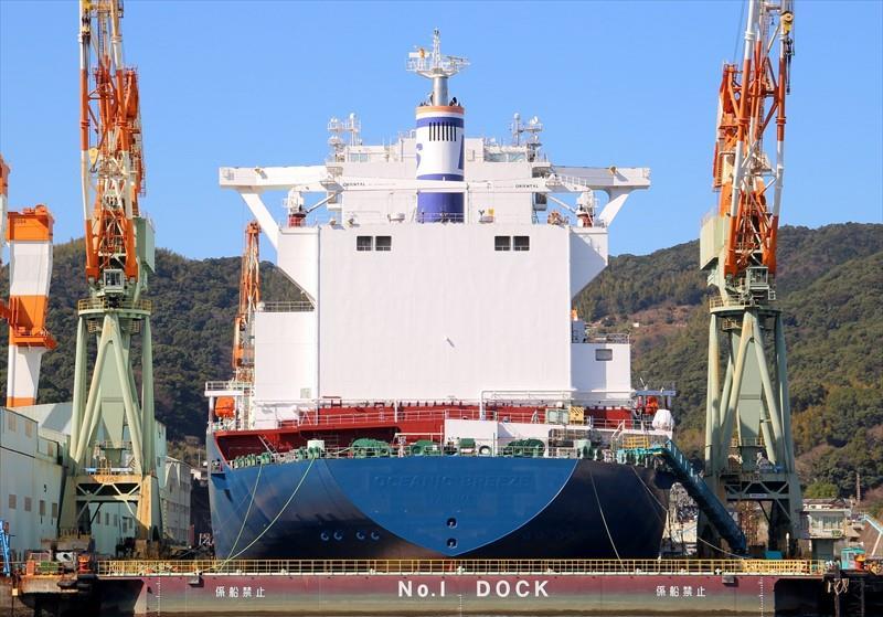 OCEANIC BREEZE - Vesseljoin