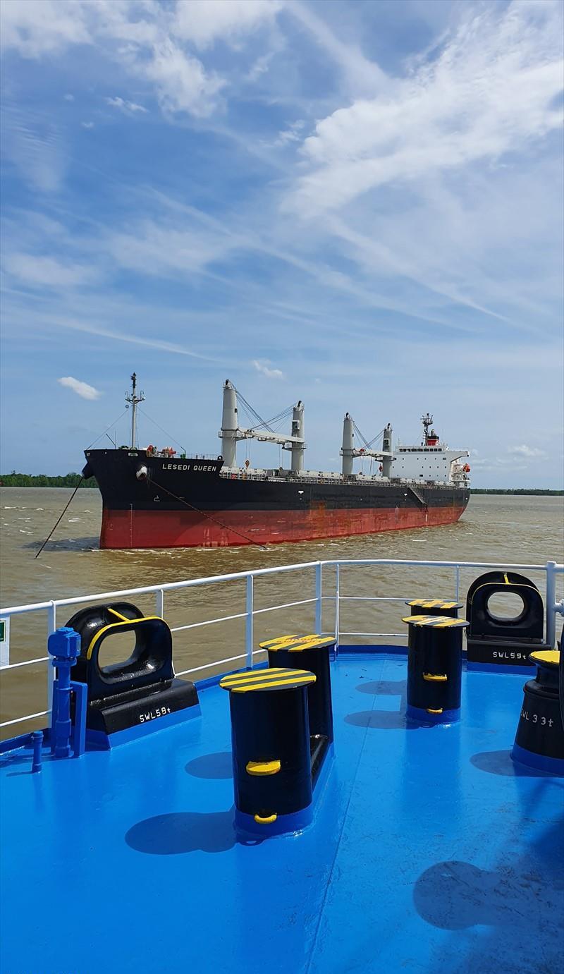 LESEDI QUEEN - Vesseljoin