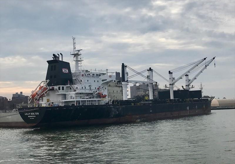 LILLY BOLTEN - Vesseljoin