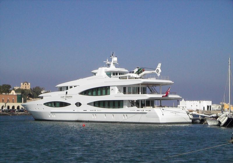 QUEEN MAVIA - Vesseljoin