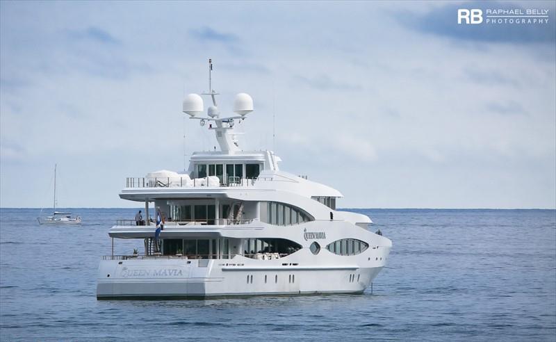 QUEEN MAVIA - Vesseljoin