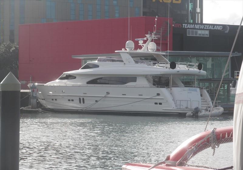 THE CLUBHOUSE - Vesseljoin