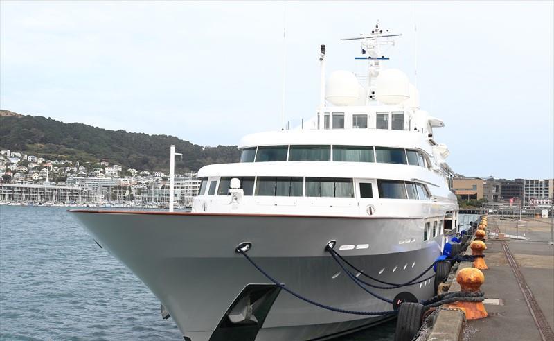 DANCING HARE - Vesseljoin