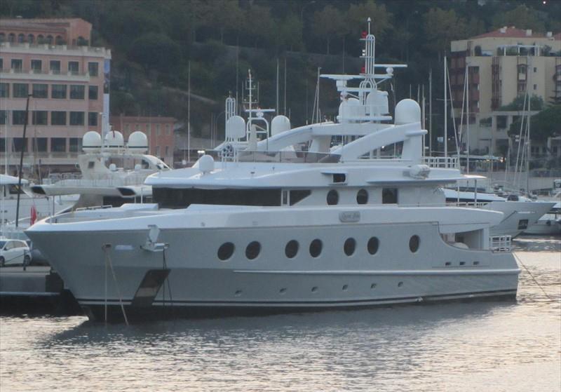 QUEEN AIDA - Vesseljoin