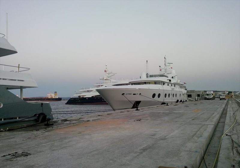 QUEEN AIDA - Vesseljoin