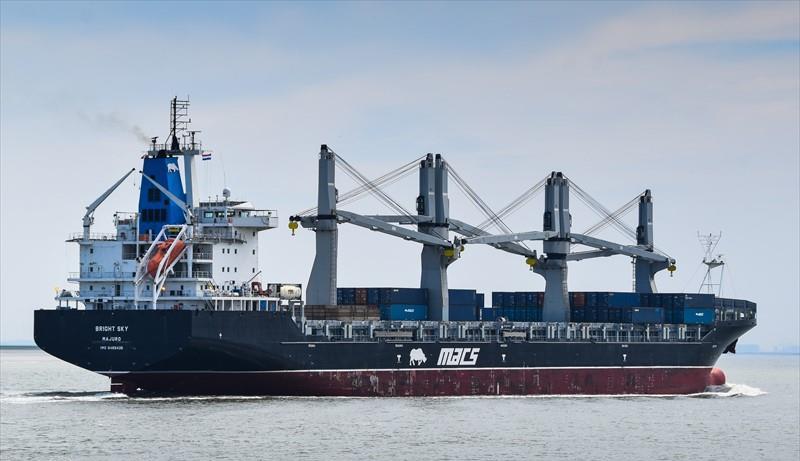 BRIGHT SKY - Vesseljoin