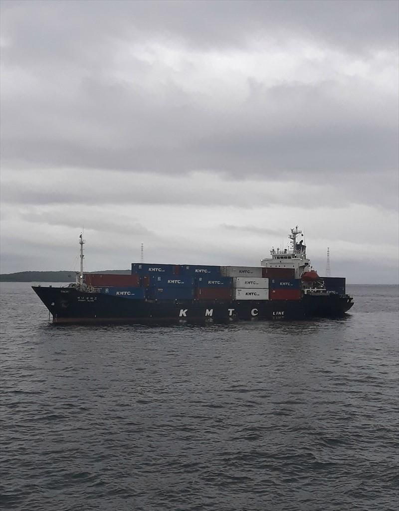 MERIDIAN OCHO - Vesseljoin