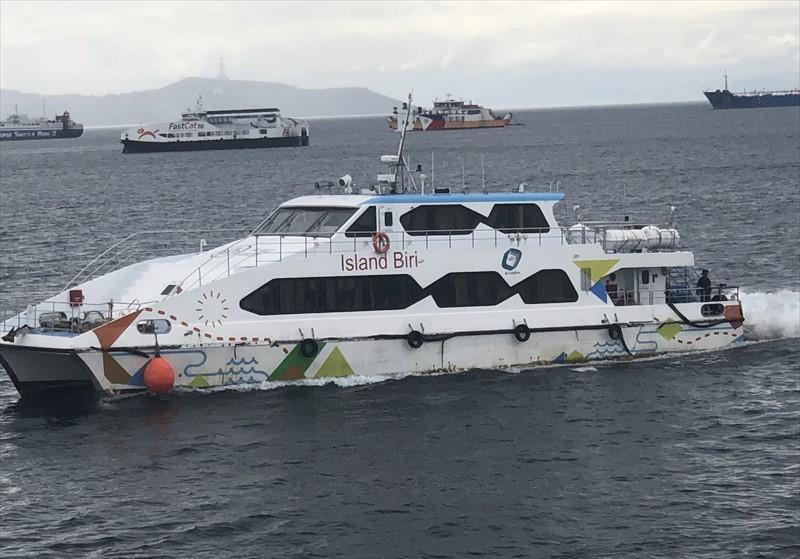 ISLAND BIRI - Vesseljoin