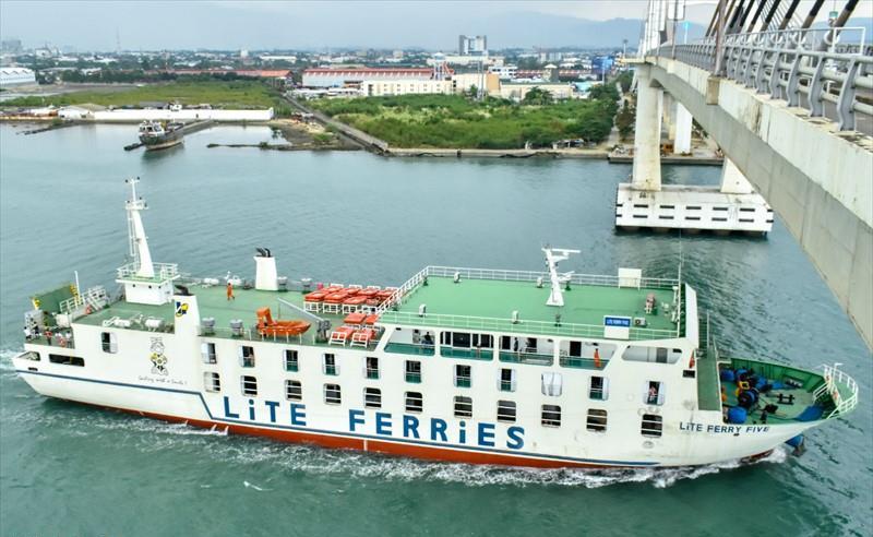 LITE FERRY FIVE - Vesseljoin