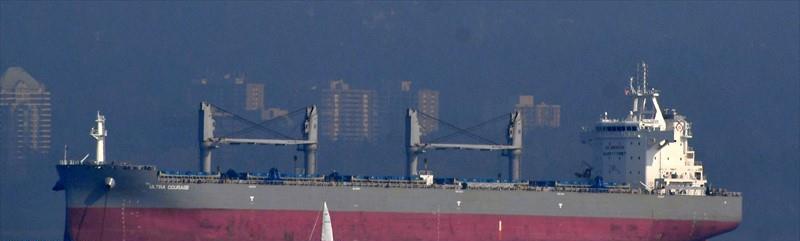 ULTRA COURAGE - Vesseljoin