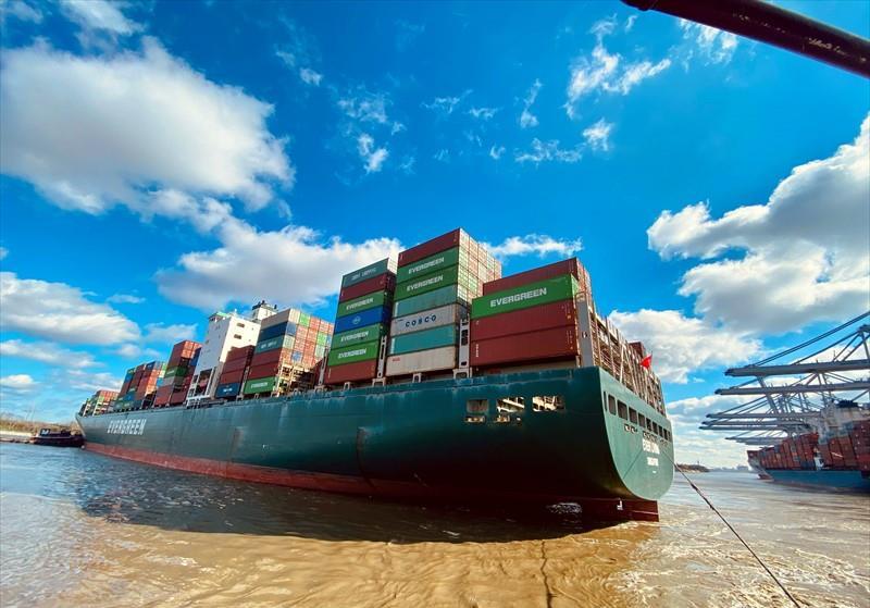 EVER LIVING - Vesseljoin