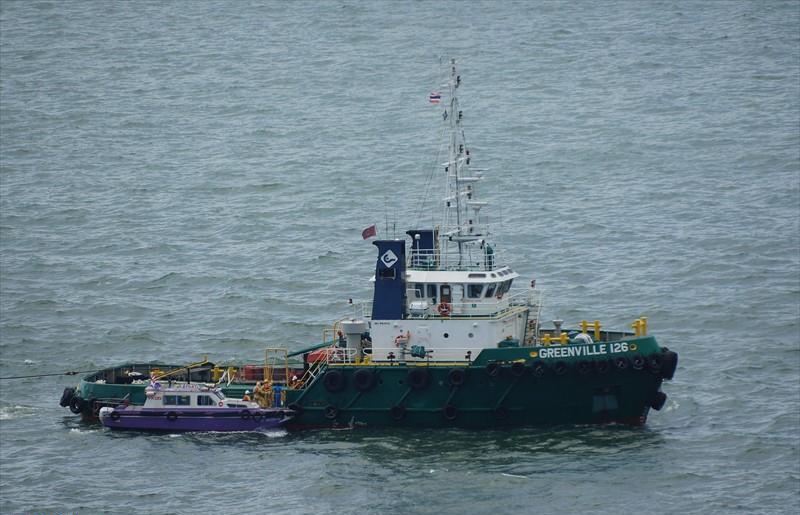 AM ACCOMPLICE - Vesseljoin