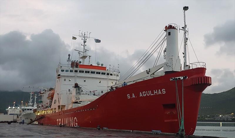 S.A.AGULHAS - Vesseljoin