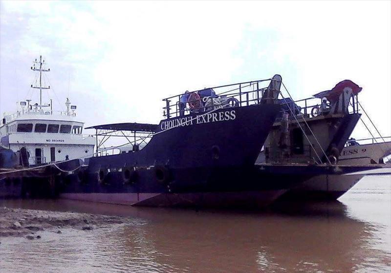 CHOUNGUI EXPRESS - Vesseljoin