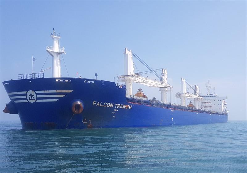 FALCON TRIUMPH - Vesseljoin