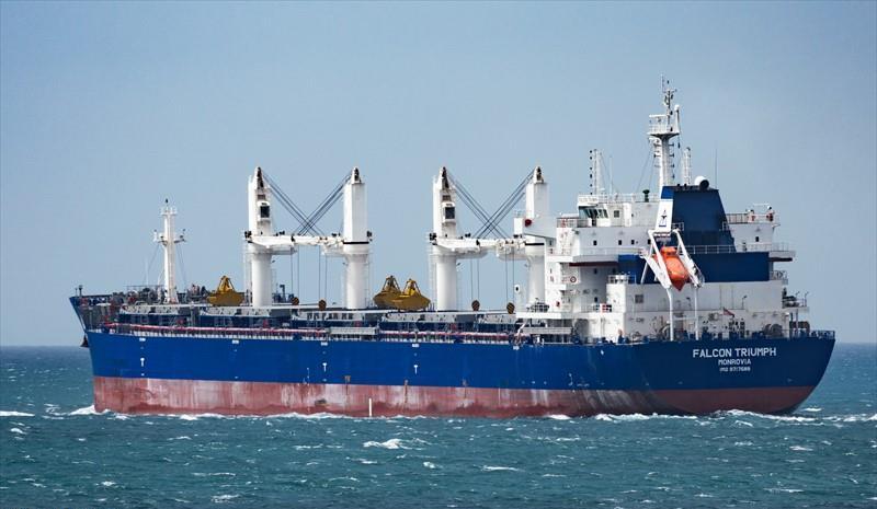 FALCON TRIUMPH - Vesseljoin